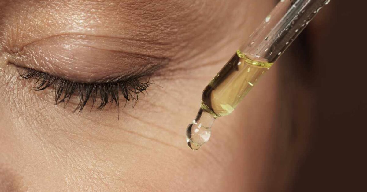 A cosa serve il siero viso e quando usarlo? A cosa serve il siero viso e quando usarlo?